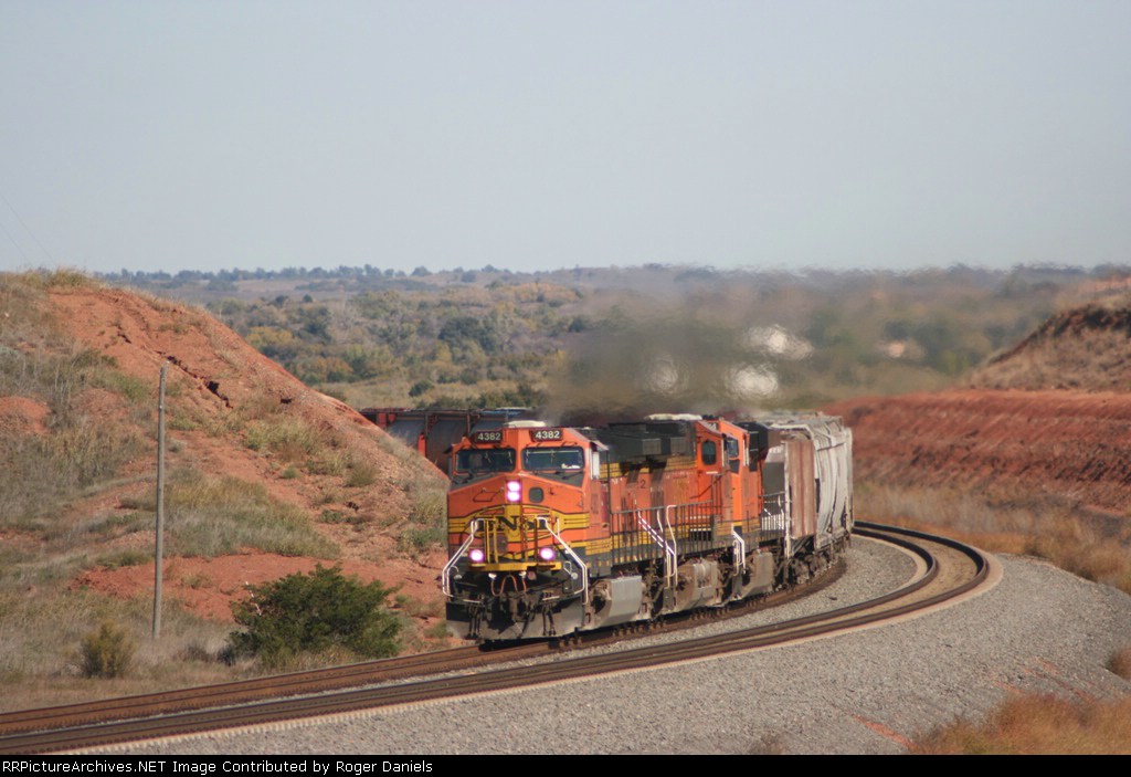BNSF 4382